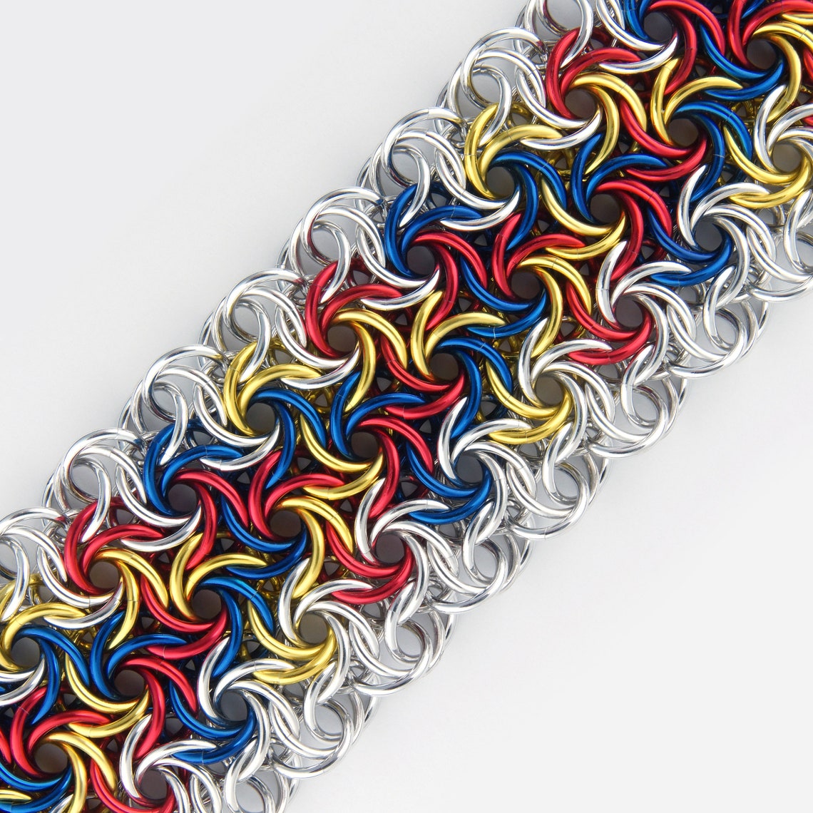 Tutorial: Moorish Rose Bracelet With a Seamless Triskeles Pattern - Etsy