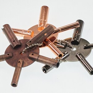 Set 3x Clock Winding Keys Spider All Sizes Wind Old Clocks Winders Odds ...