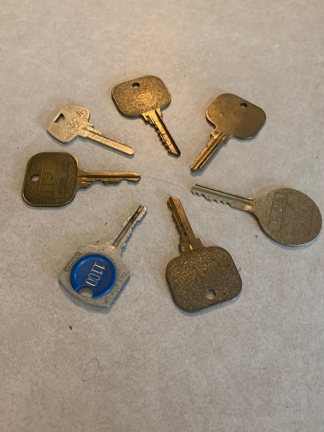 Set of 7 Old School Hotel Room Keys - Etsy