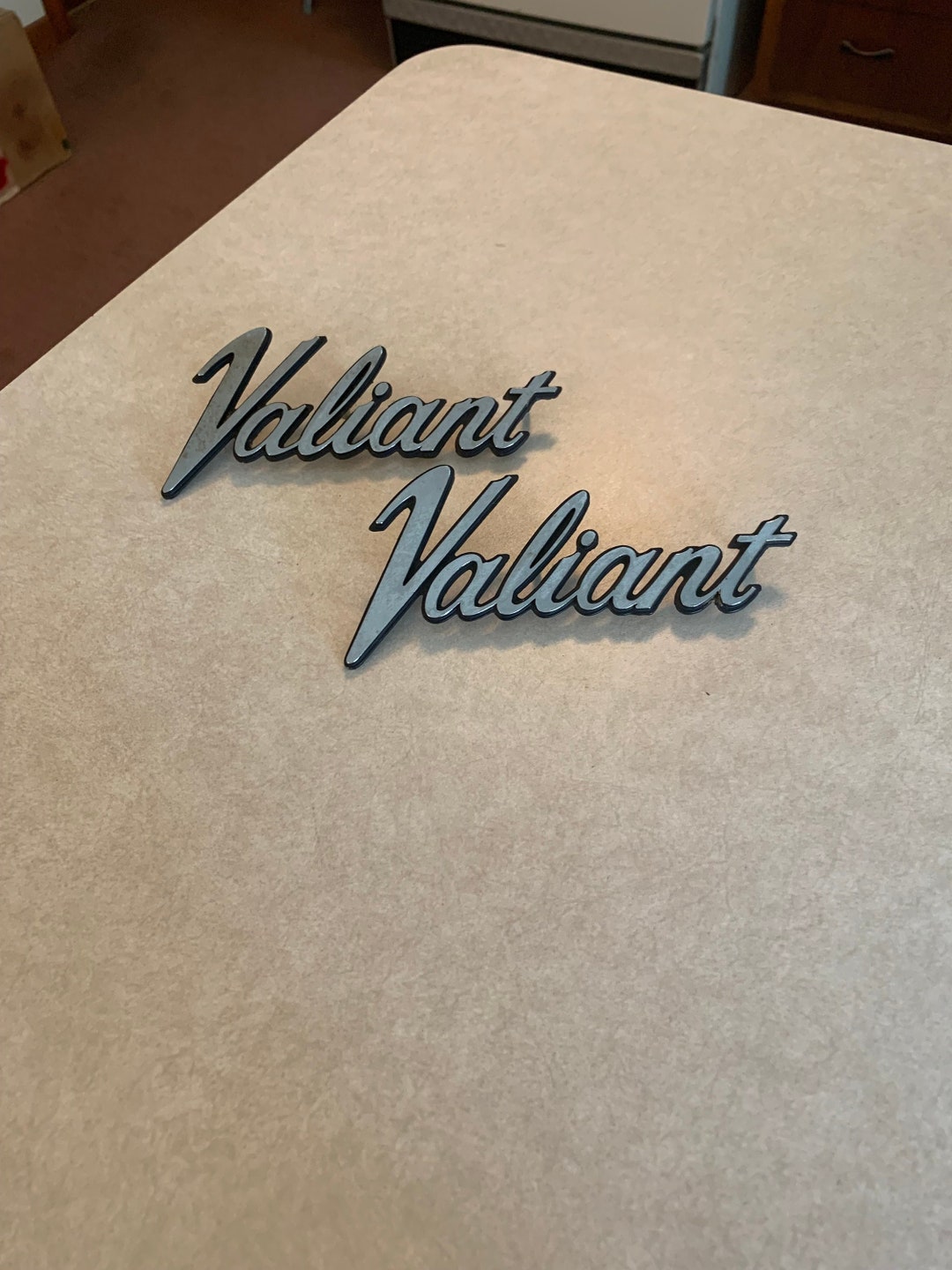 Chrysler Plymouth VALIANT Fender Script Emblems - Etsy