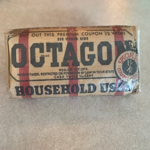 Five Unopened Boxes of Vintage Laundry Soap Plus Clothes Pins and Bar ...