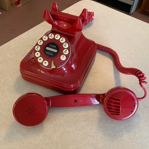 Crosley Novelty Rotary Style Plug in Phone Modular - Etsy