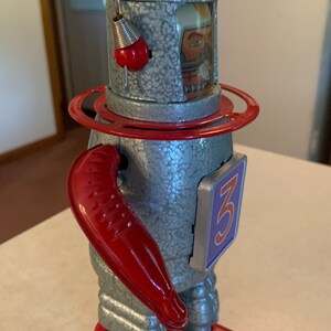 NEW in Box Wind up ASTRO-SCOUT Robot - Etsy