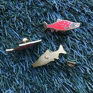 Sockeye Salmon Pin, Hard Enamel Lapel Pin With Gold Metal Butterfly ...