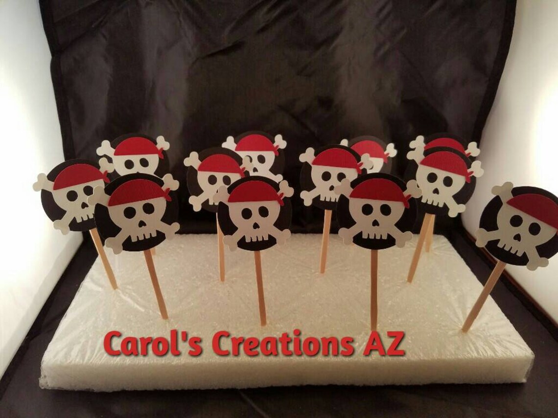 12 Pirate Cupcake Toppers / Pirate Party / Pirate Celebration - Etsy