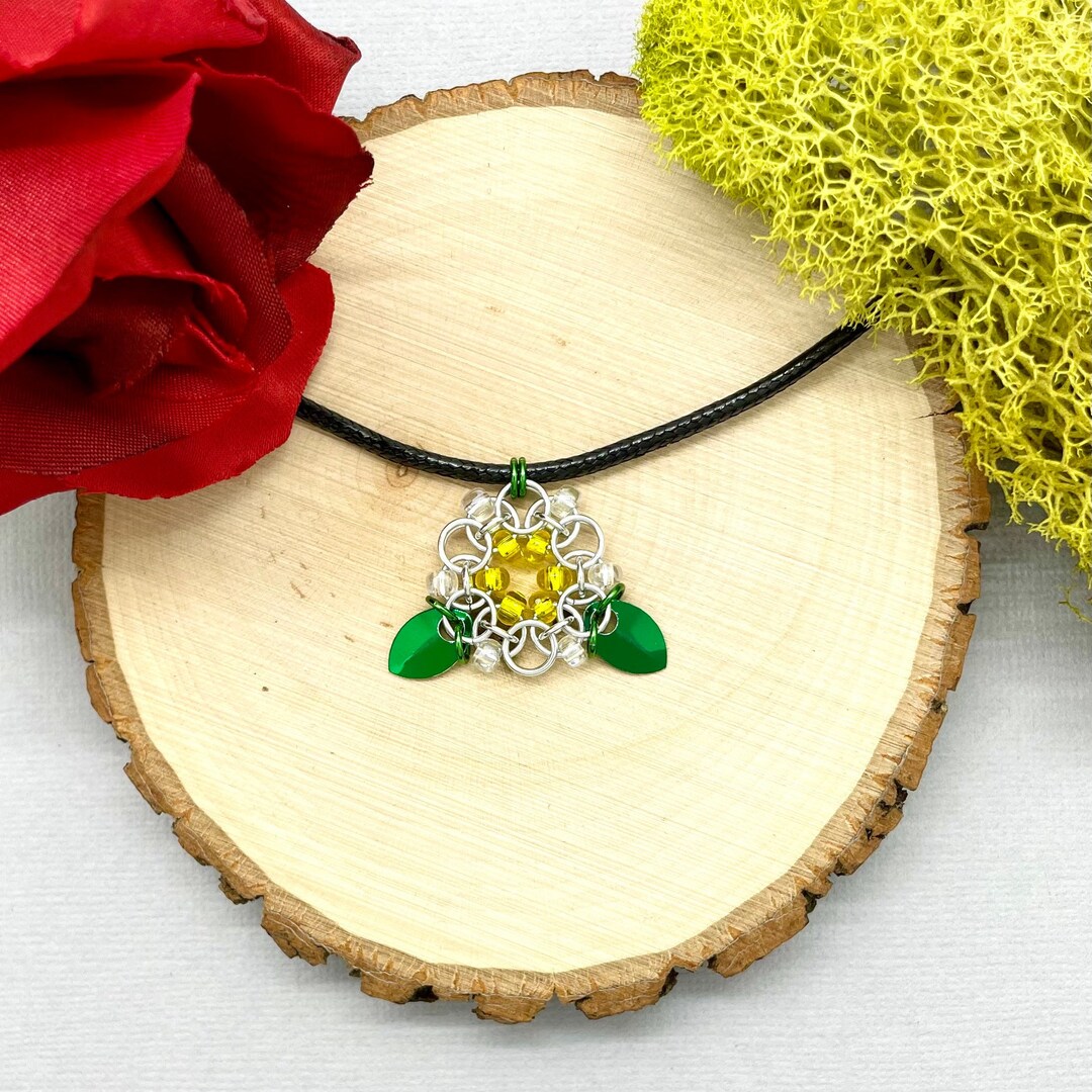 Chainmaille Daisy Flower Pendant / Viking Necklace / Wiccan Gift for ...