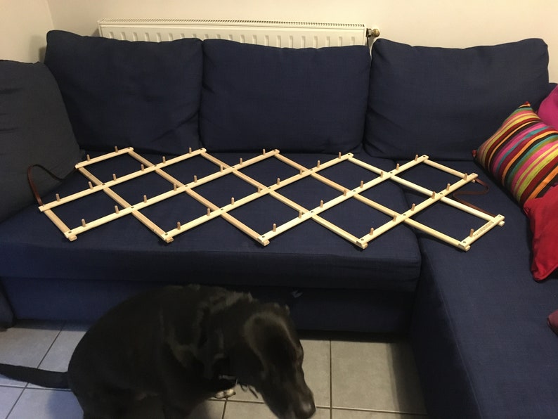 Protection canapé, la barrière rétractable en bois inoffensive pour ...