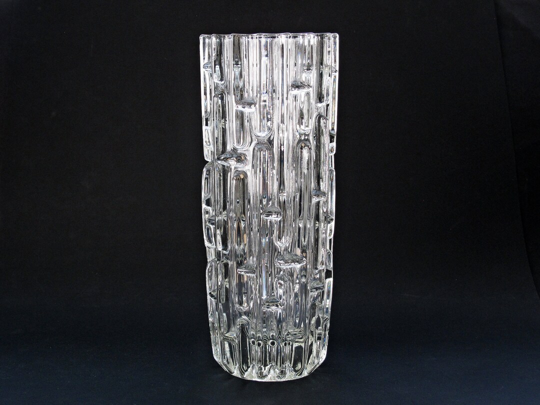 FRANTISEK VIZNER Maze Vase - Czech Clear Glass 'maze' Vase by Frantisek ...