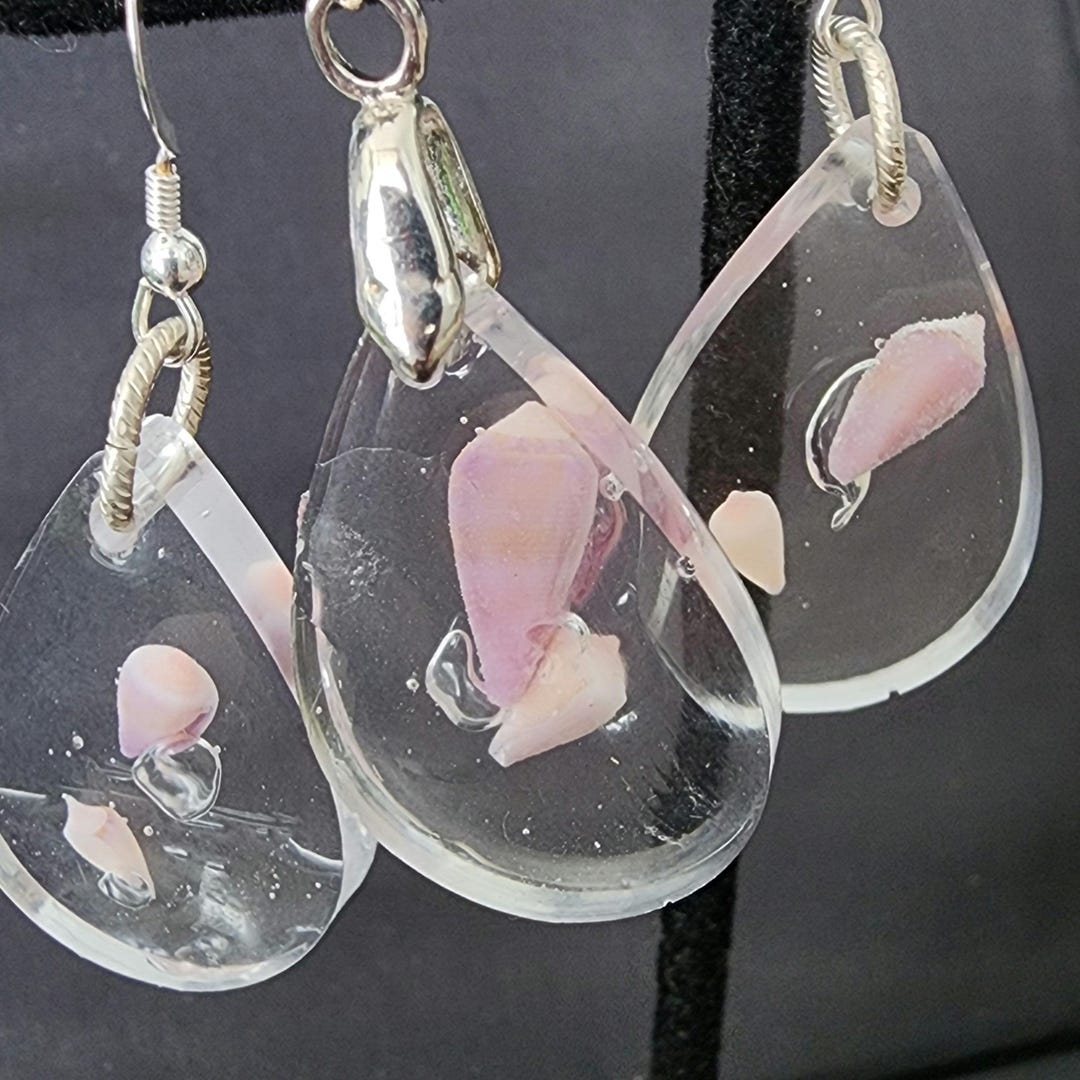 Unique Purple and Peach Cone Shell Set in Teardrop Resin. - Etsy