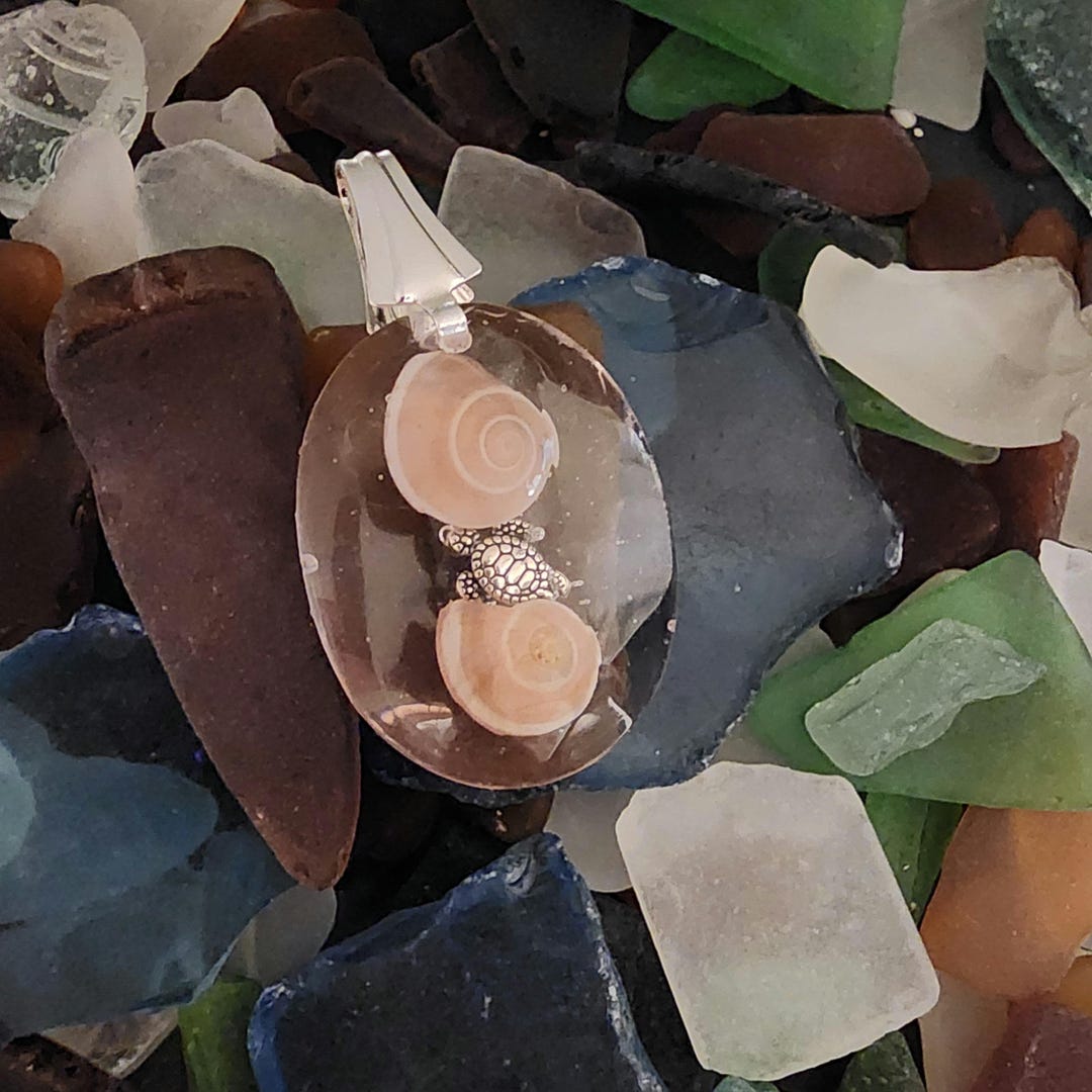 Oval Gemstone Shaped Resin With Snail Shells and Turtle Bead. - Etsy