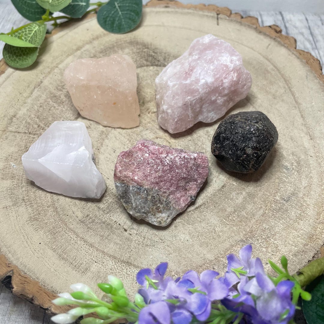 Raw Stones Gift Set Self Love - Rose Quartz, Garnet, Mangano Calcite ...