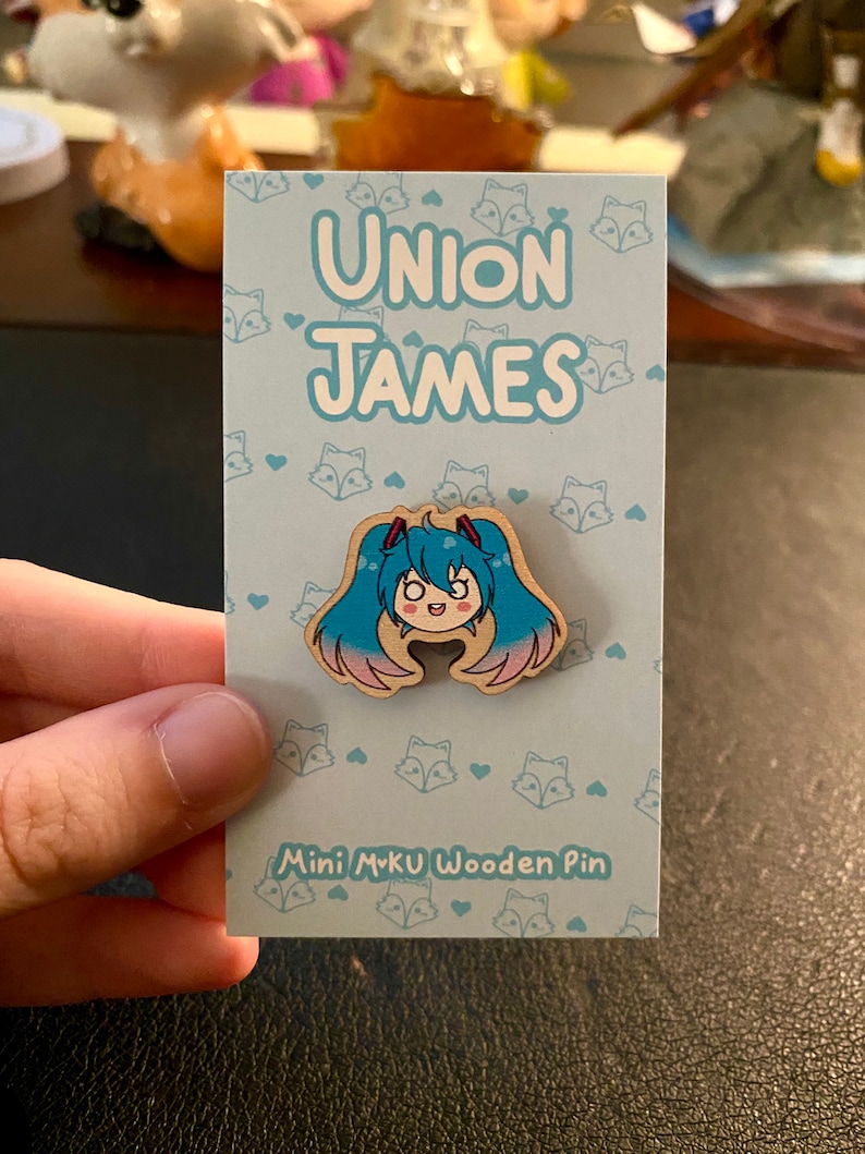 Mini Miku Pin- Hatsune Miku 30mm Wooden Pin, Anime Pin, Kawaii Pin ...