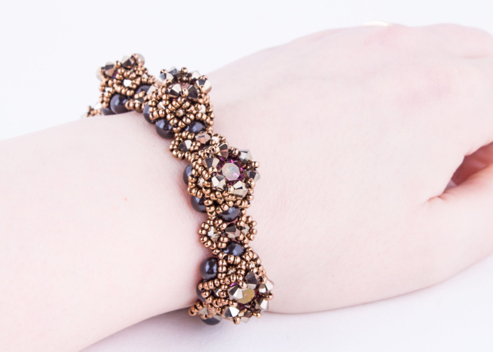 Tutorial for 'pretty Crowns All in a Row' Bracelet. Beading Pattern ...