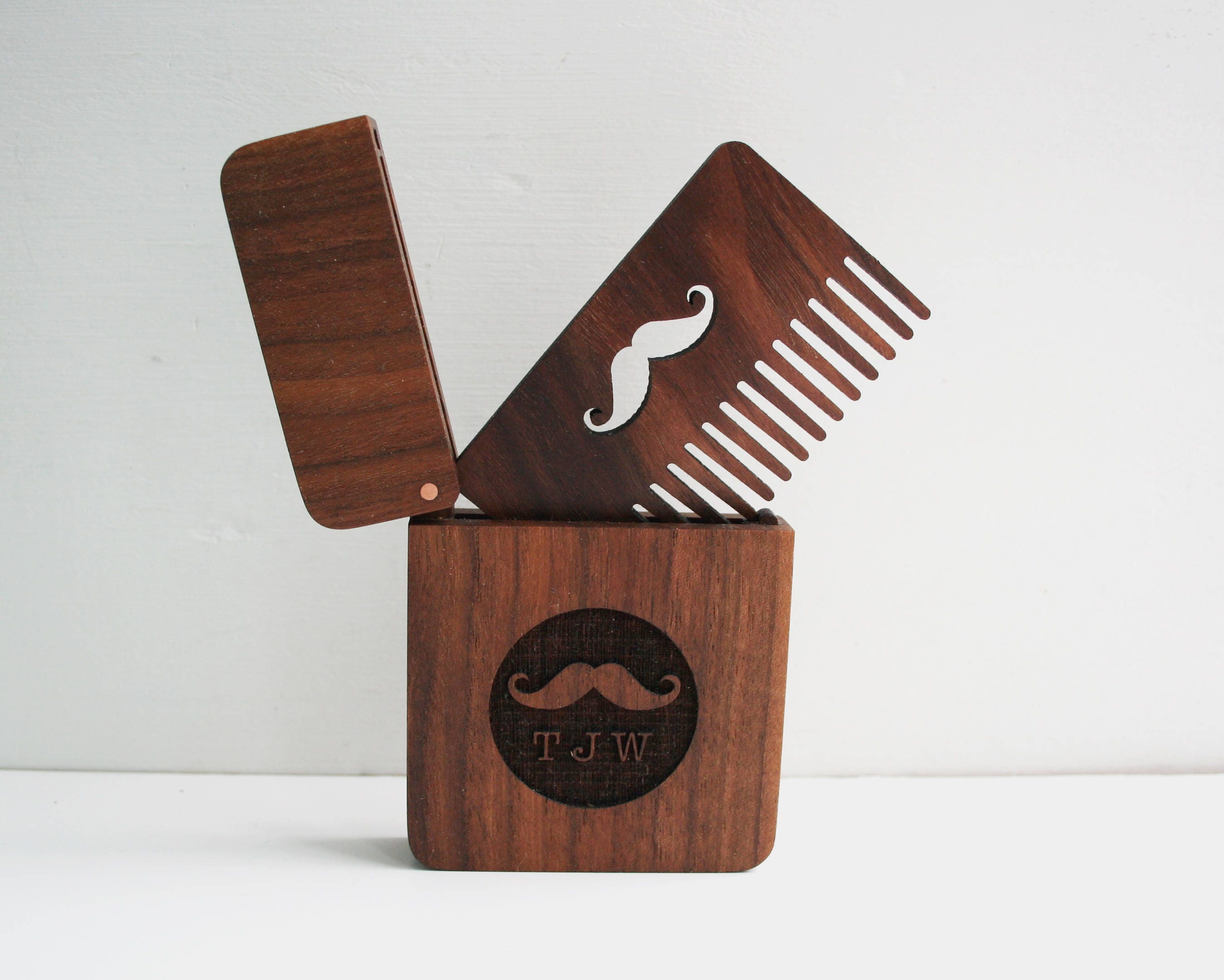 Personalised Wooden Beard Comb Gift Set | Etsy