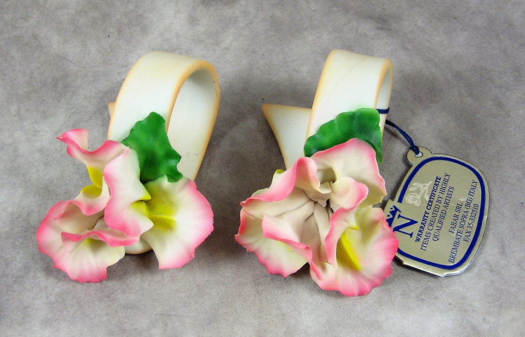 Fabar CAPODIMONTE Bisque Ceramic NAPKIN RING Pair With Original Hangtag ...