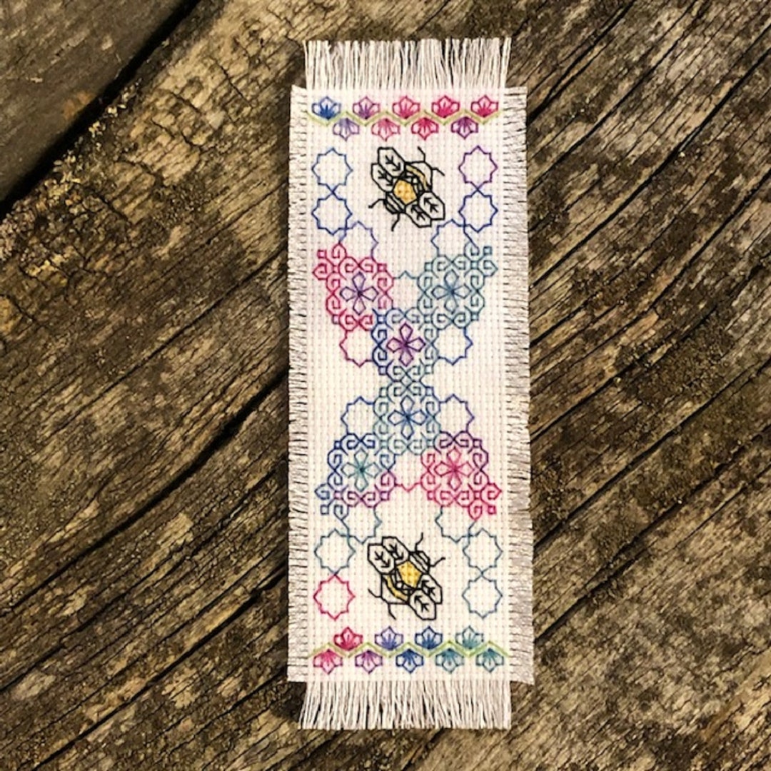 Blackwork Bumblebees Bookmark Pattern | Flutterby Garden | Instant ...