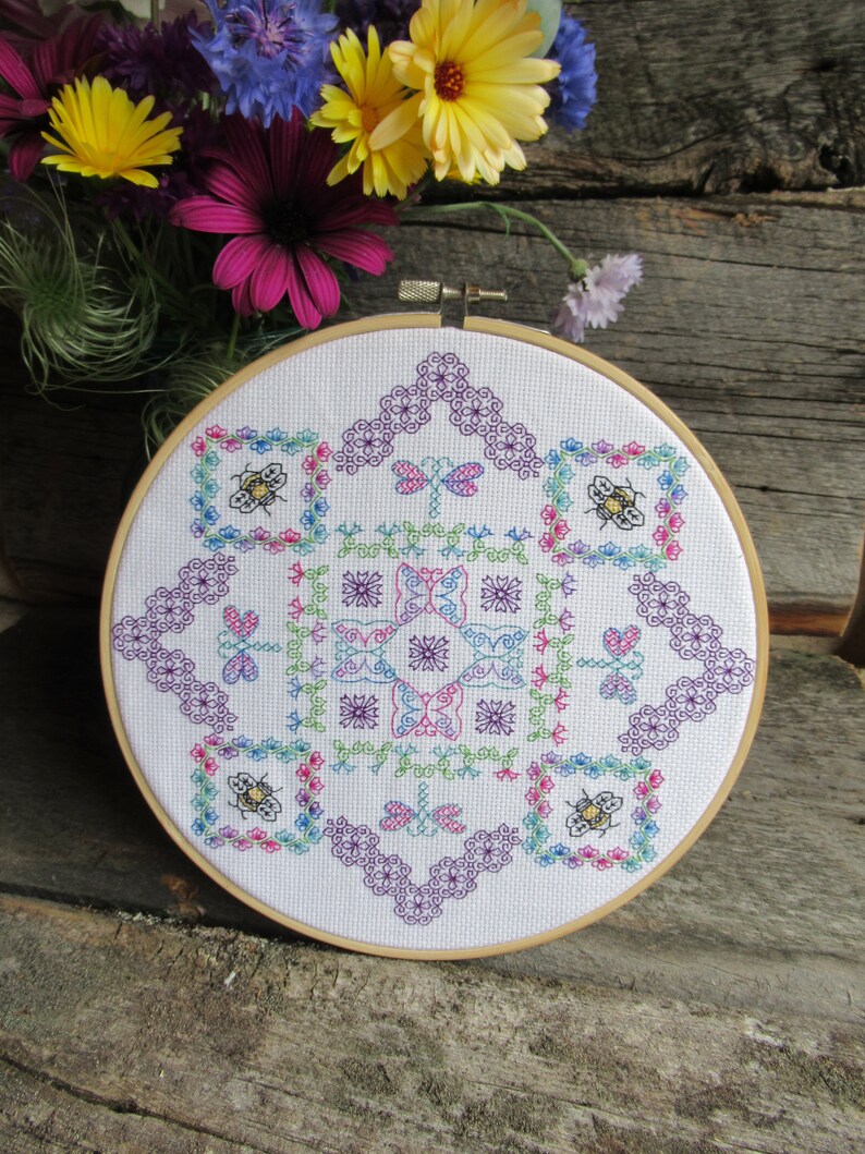 Blackwork Garden Mandela Flutterby Garden Bumble Bee - Etsy