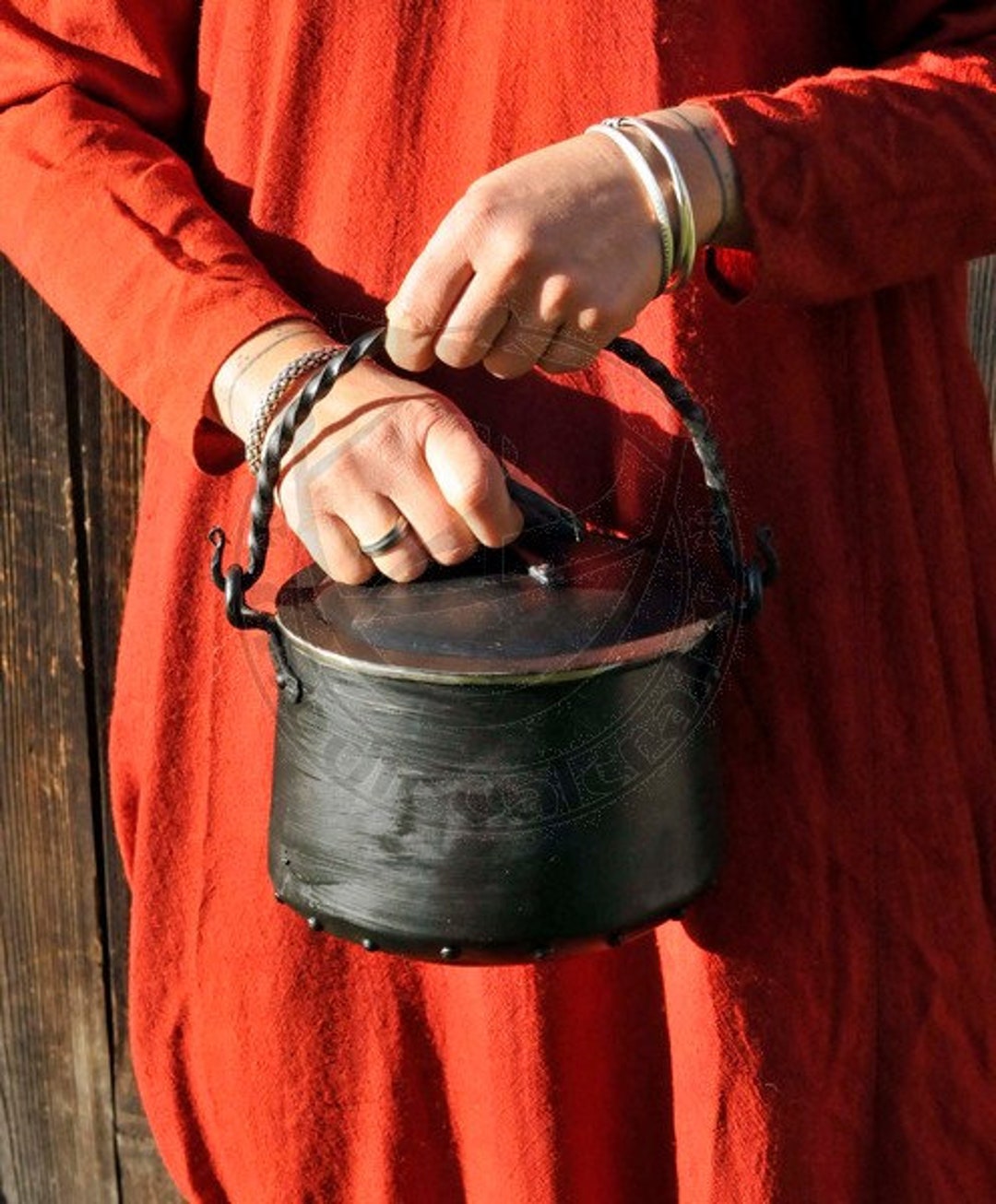 Forged Metal Cauldron 3L - Etsy