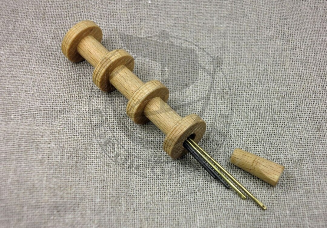 Bobbin - Thread Reel With Needlecase Typ III - Etsy