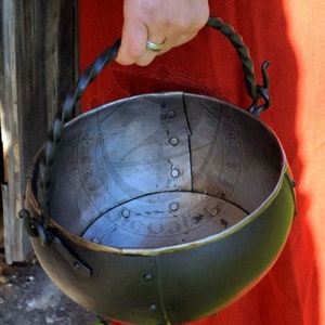 Forged Metal Cauldron 4L, Oseberg Style - Etsy