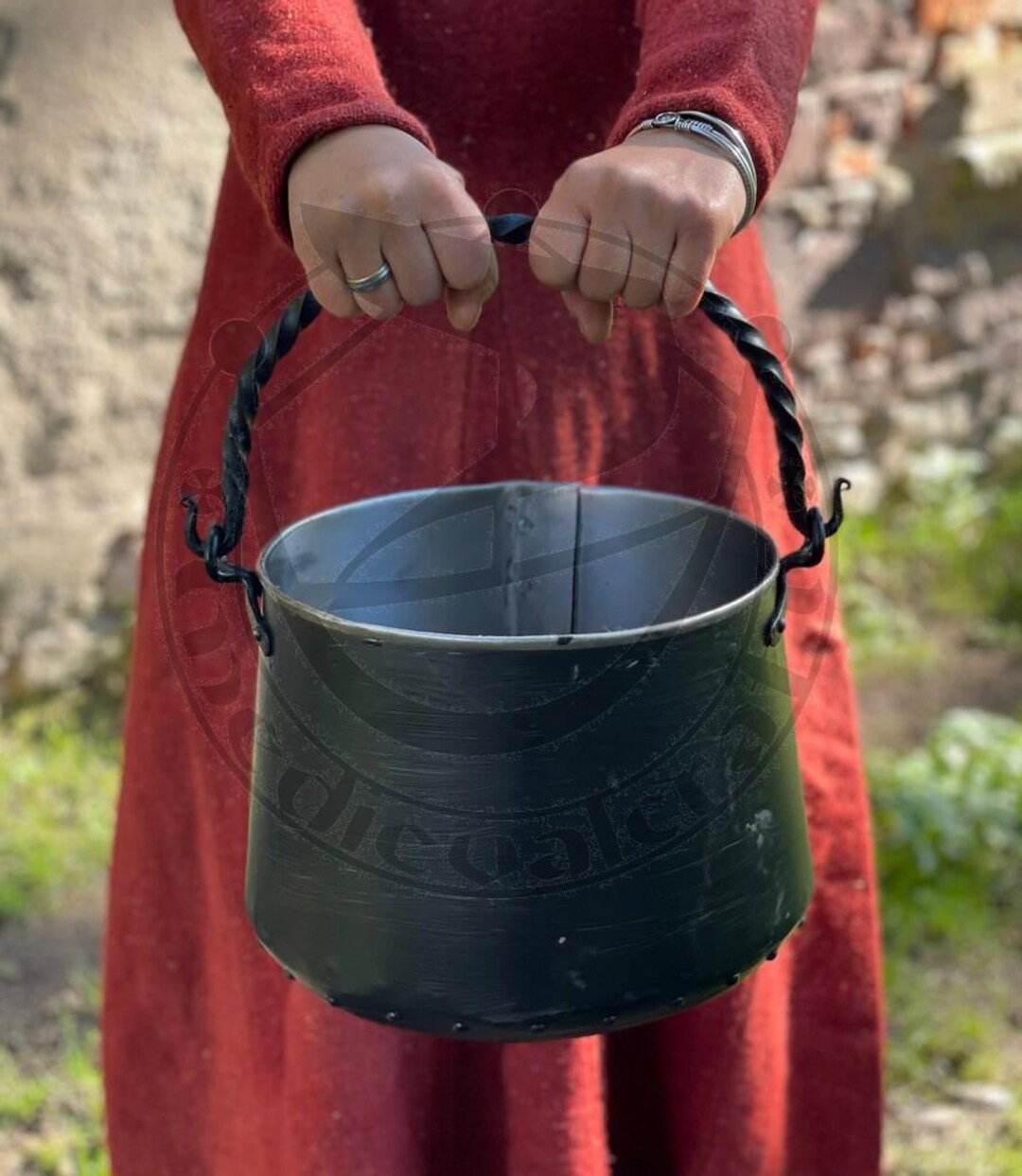 Forged Metal Cauldron 10L - Etsy