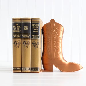 Cowboy Boot Bookend, Country Western Home Decor, Cowgirl Bookshelf - Etsy