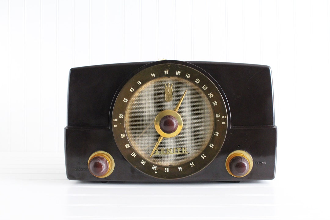 Vintage Zenith Tube AM FM Radio, G725, Made in Chicago, Illinois ...