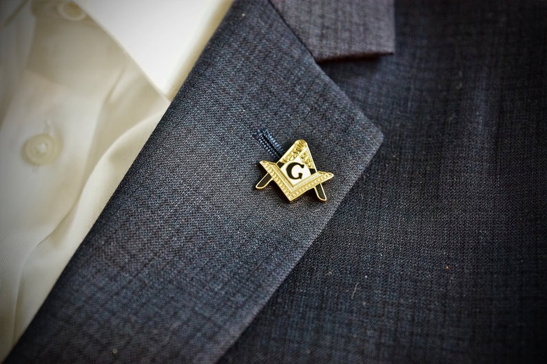 Entered Apprentice Square & Compass White and Gold Lapel Pin - Etsy