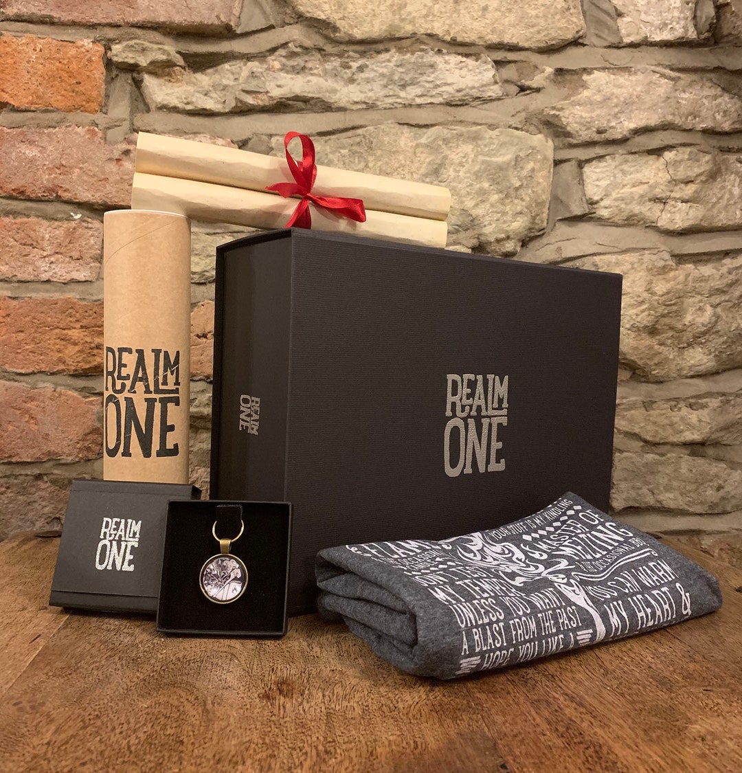Realm One Personalised Gift Box - World of Warcraft / Medieval Inspired ...