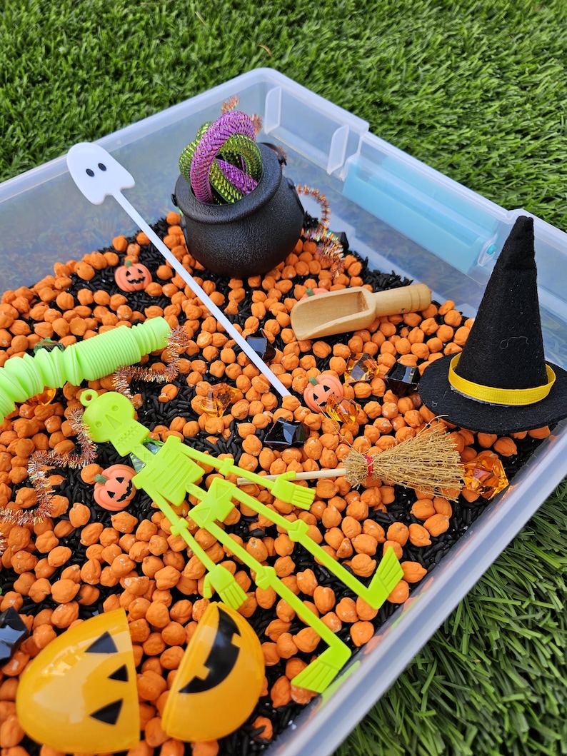 Halloween Sensory Bin, Spooky Sensory Bin, Sensory Activity, Sensory ...