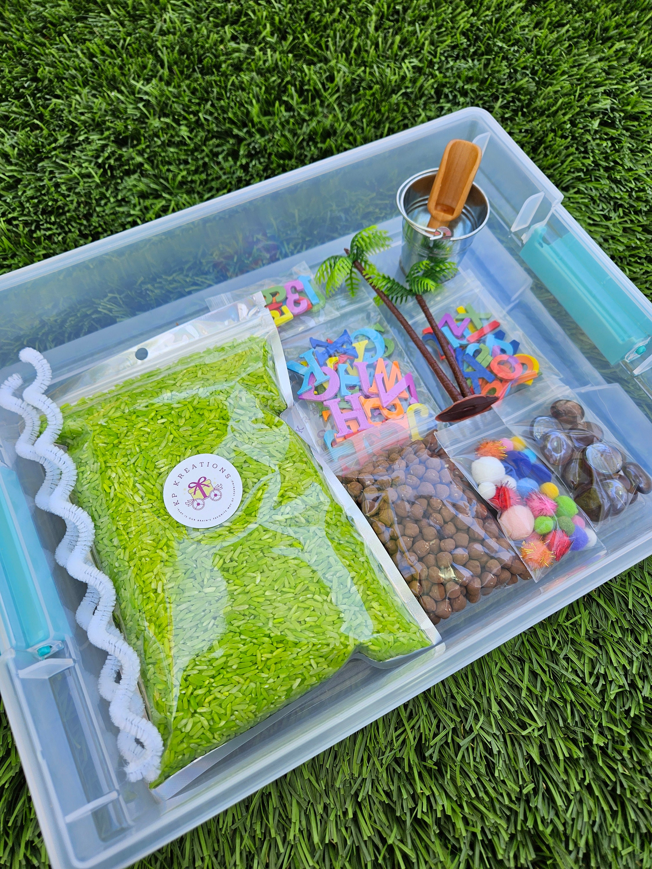 Chicka Chicka Boom Boom Sensory Bin, Book Sensory Bin, Chicka Chicka ...