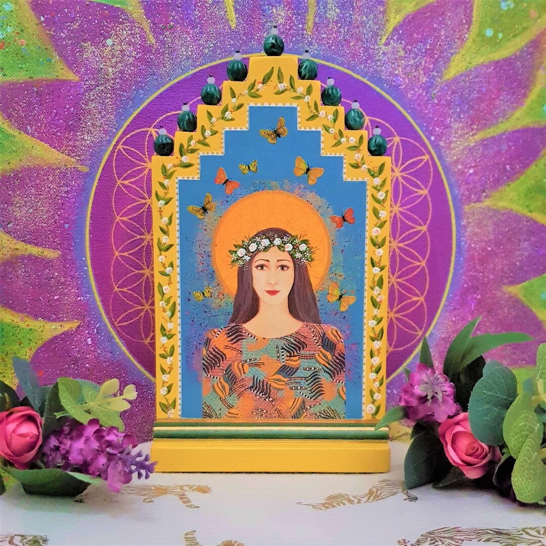 Divine Goddess Shrine, Beaded Icon, Wooden Altar, Handpainted OOAK - Etsy
