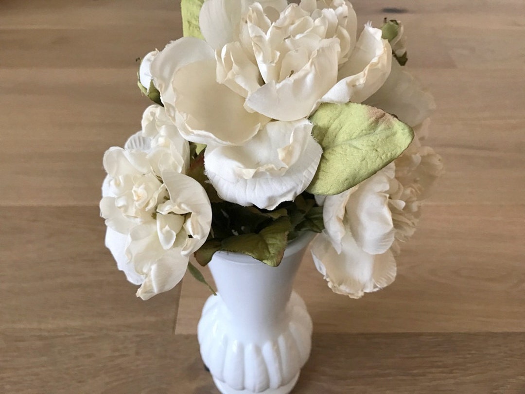 White and Off-white Roses Bouquet, Silk Flowers - Etsy