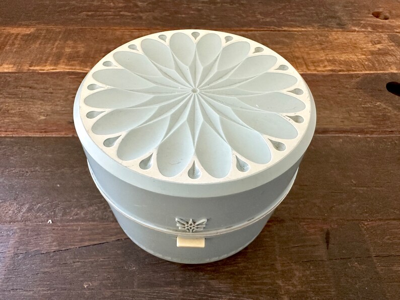 3 Vintage Plastic Containers Powder Box Lid Vanity Decor - Etsy