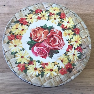 Vintage Floral Tin Box - Etsy