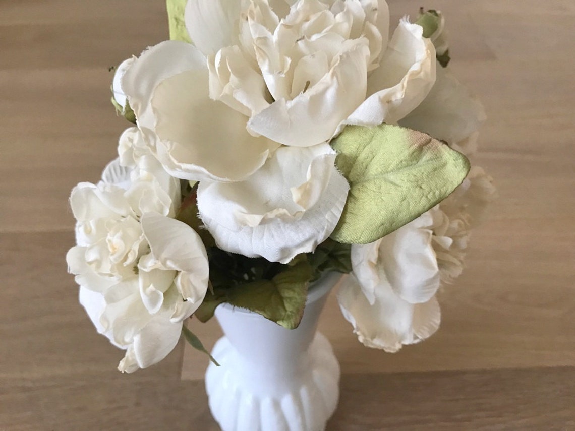 White and Off-white Roses Bouquet Silk Flowers - Etsy
