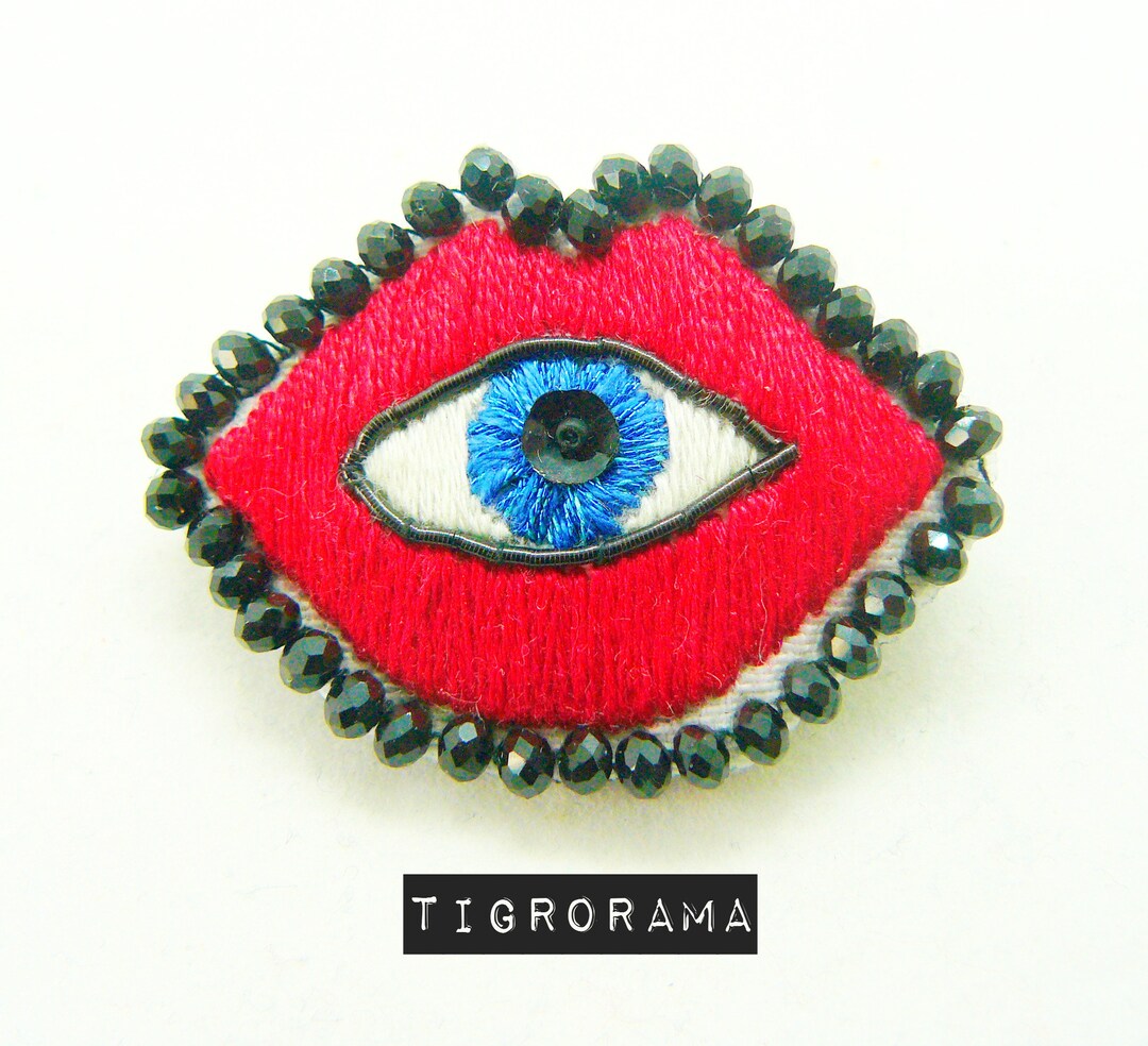 Mouth and Blue Eye Hand-embroidered Brooch - Etsy