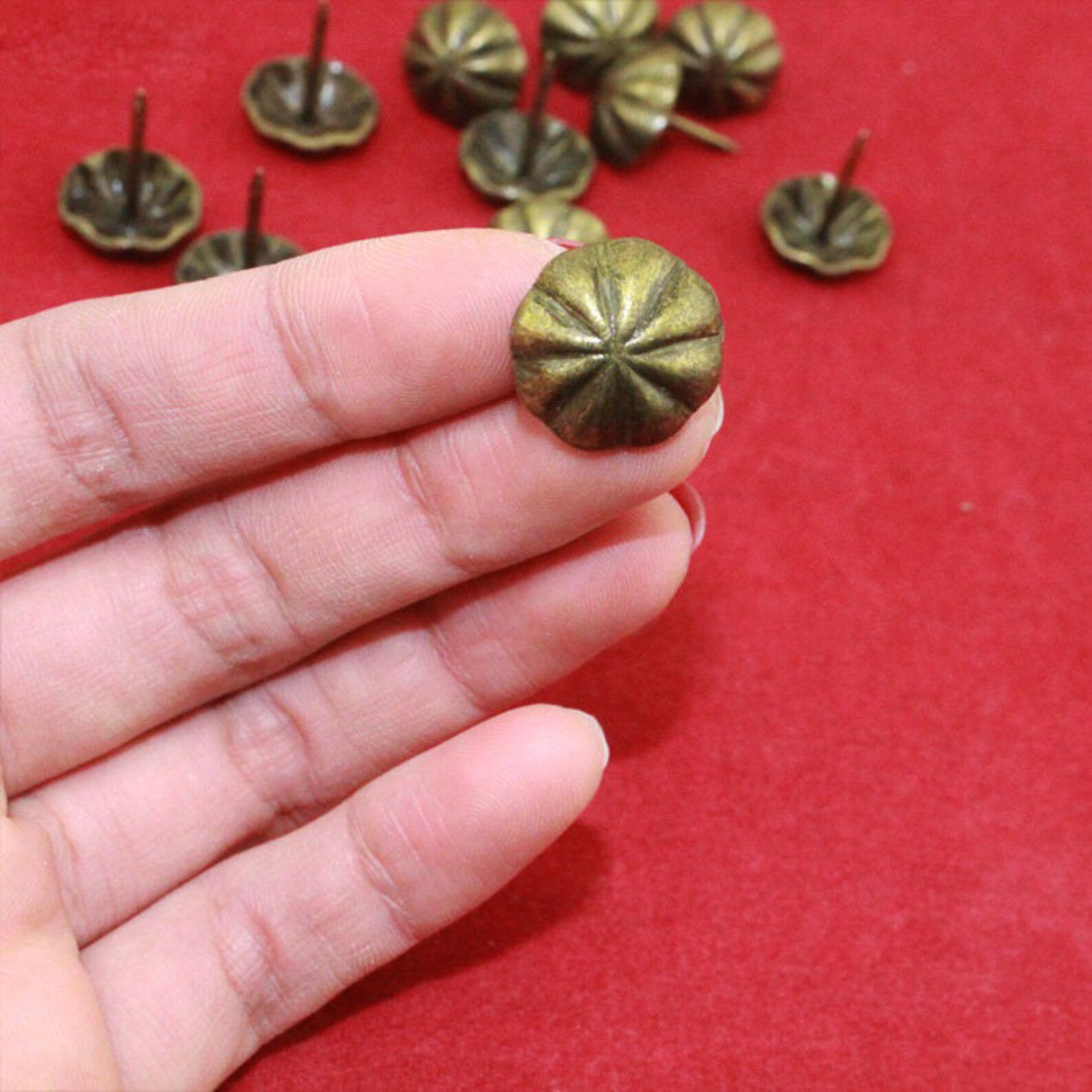 20 Vintage Chrysanthemum Tacks Round Head Upholstery Door - Etsy