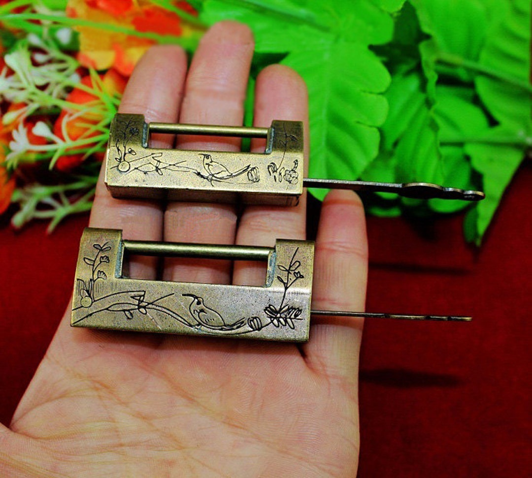 Classical Chinese Lock Vintage Brass Flower Bird Plug Key Padlock Three ...