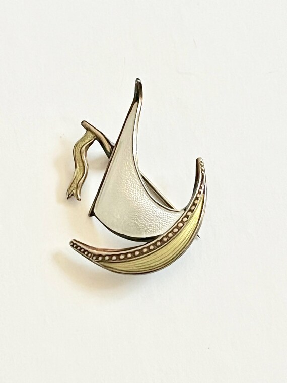 Vintage sail boat pin - Gem