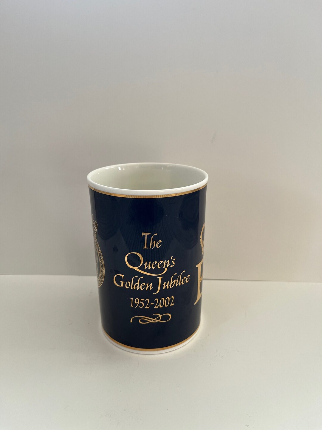 The Queen's Golden Jubilee Mug 1952-2002/golden Jubilee Mug DUNOON Fine ...