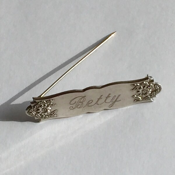 Vintage Name Pin - Etsy