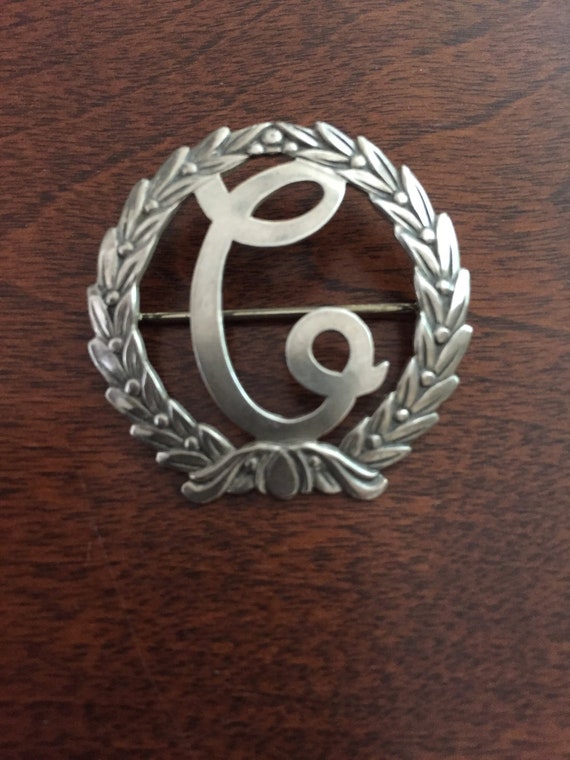 Initial letter "c" genuine - Gem