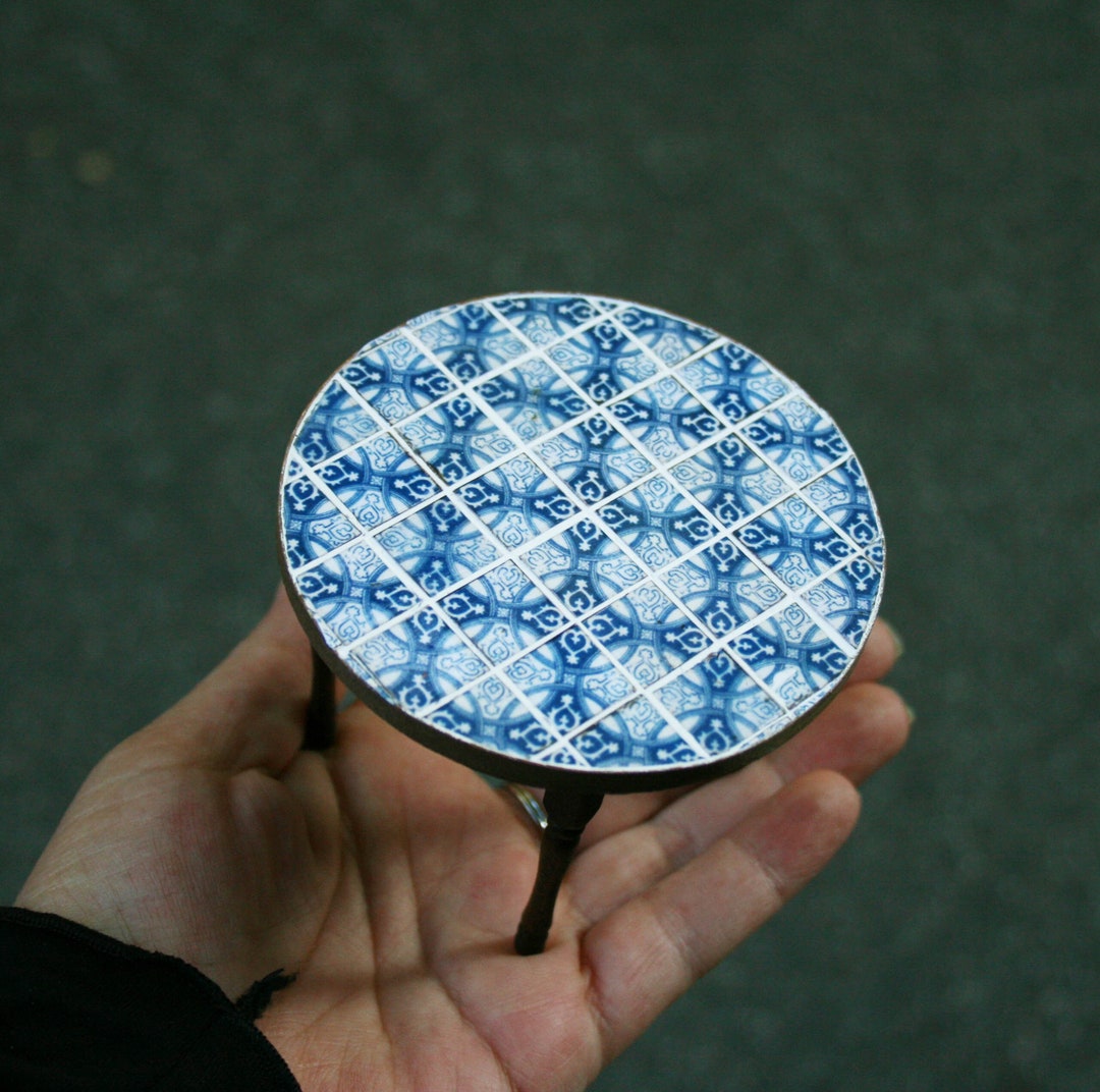 DOLLHOUSE MINIATURES " Round Table With White and Blue Tiles " Artisan ...