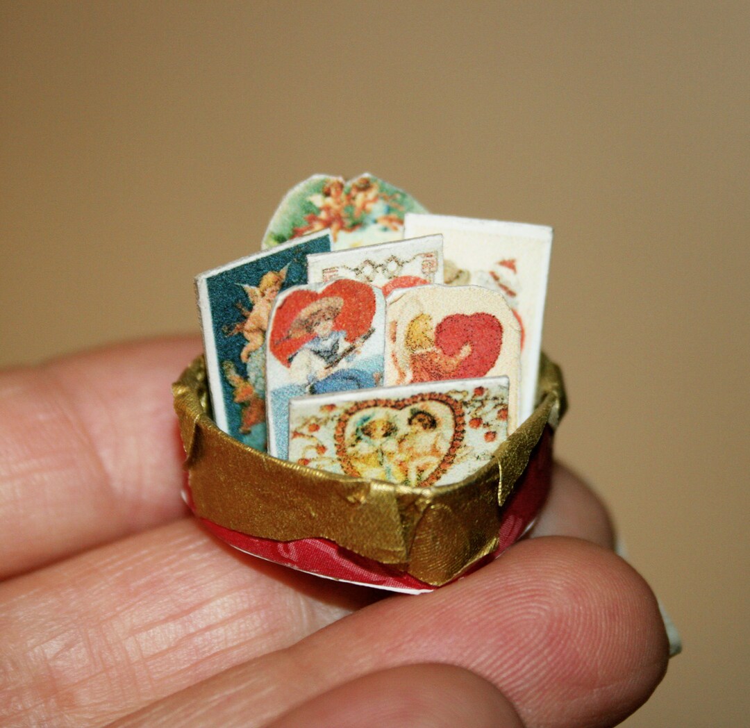 DOLLHOUSE MINIATURES " Valentine's Day Cards " Artisan Handmade ...