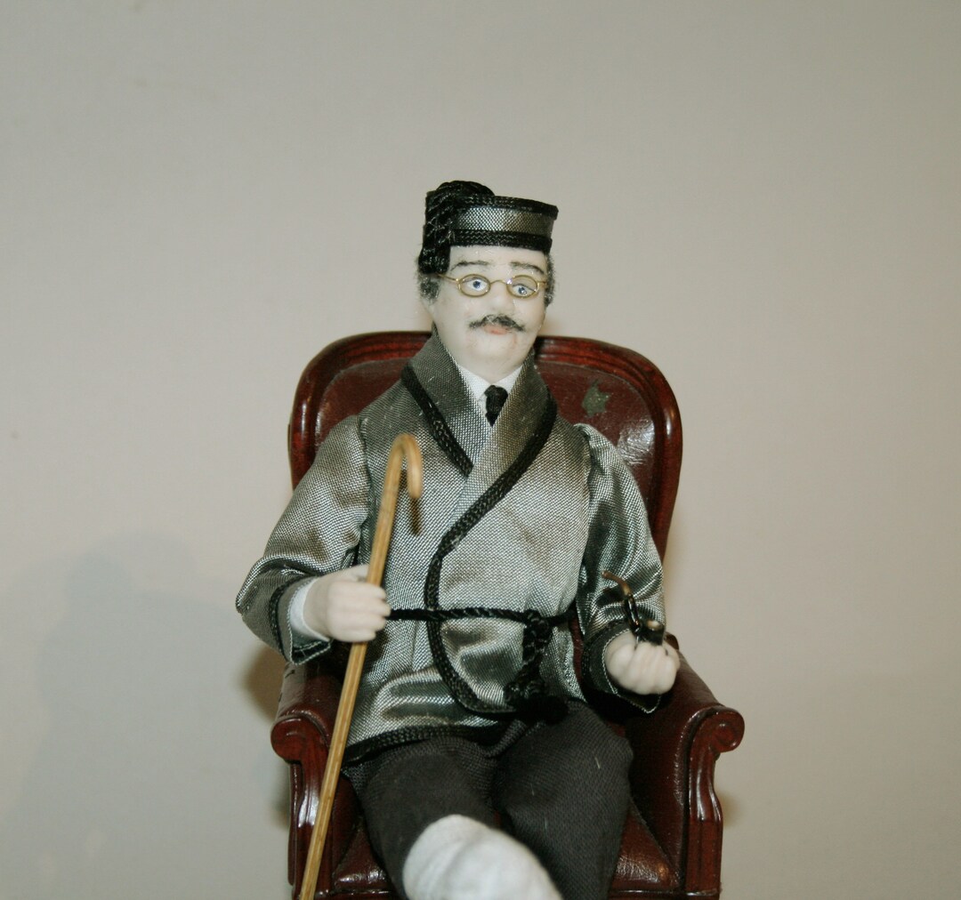 Old Man Doll With Bandage DOLL HOUSE Miniatures Artisan Handmade ...