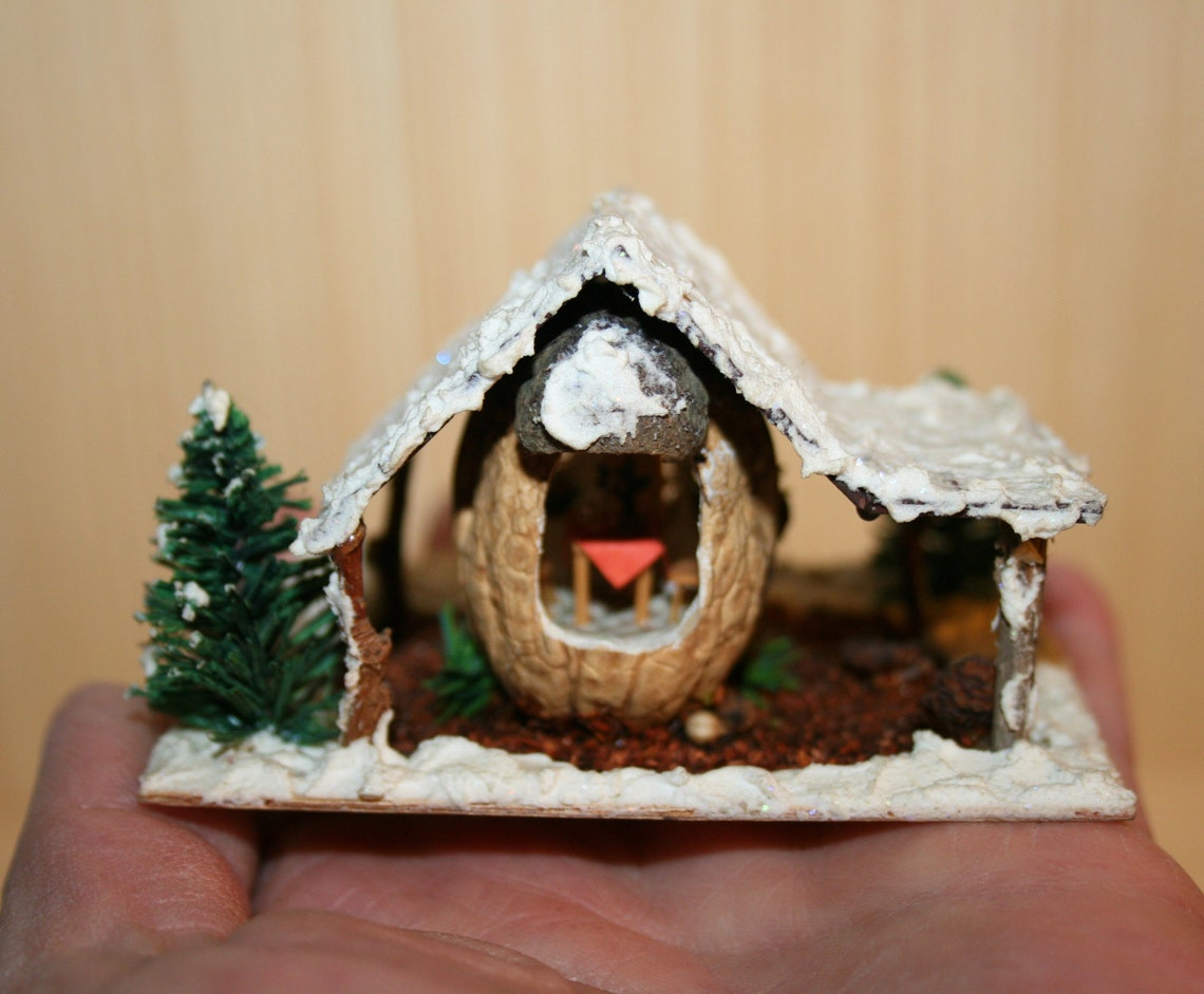 DOLLHOUSE MINIATURES Walnut Shell House Artisan - Etsy
