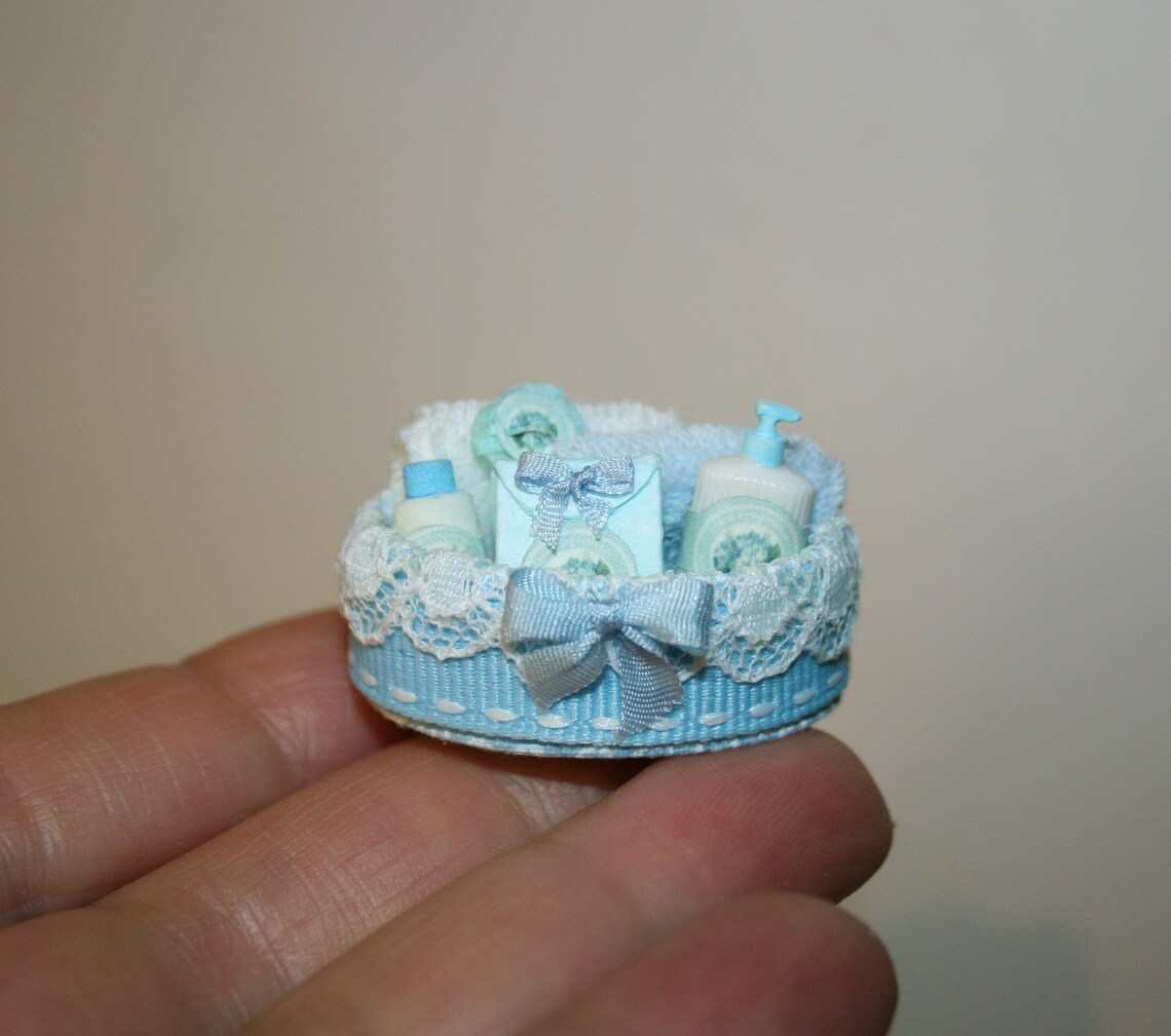 DOLLHOUSE MINIATURES " Bathroom Basket With Accessories " Artisan ...