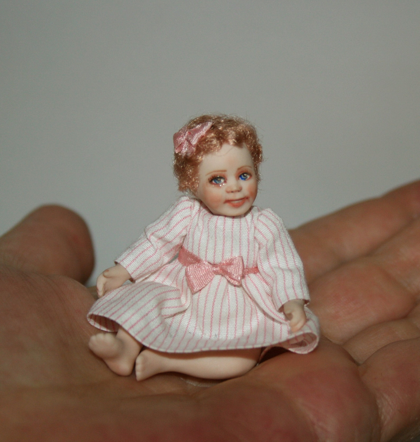 DOLLHOUSE MINIATURES gorgeous Little Sitting Girl - Etsy