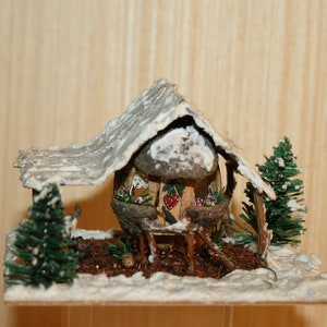 DOLLHOUSE MINIATURES " Walnut Shell House " Artisan Handmade Miniature ...